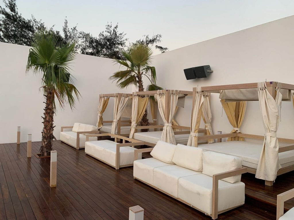 Lookal Beach Club: Luxo e praia num só lugar - Welcome to Angola