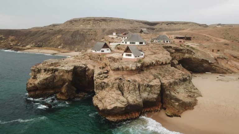 Relaxar no Resort Praia do Soba: Namibe - Welcome To Angola
